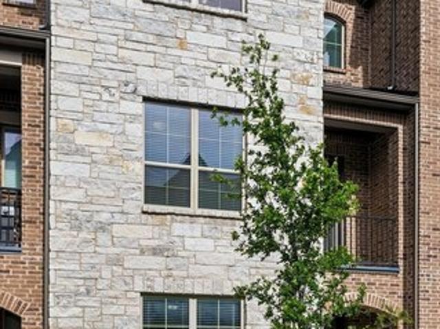 321 Ukiah St, Lewisville, TX 75056