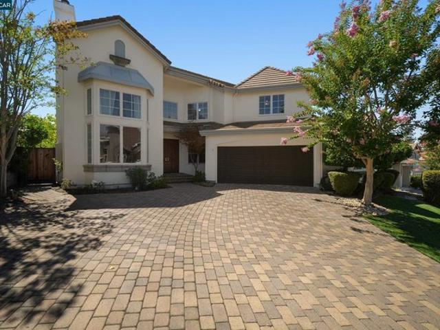 321 Zagora Dr, Danville, CA 94506