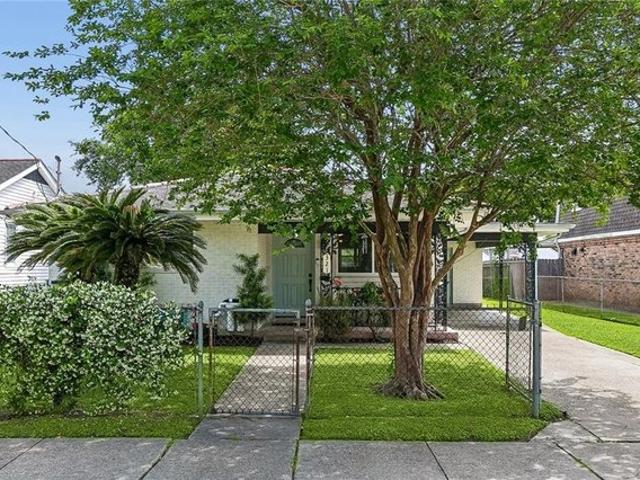 321 Zinnia Ave, Metairie, LA 70001