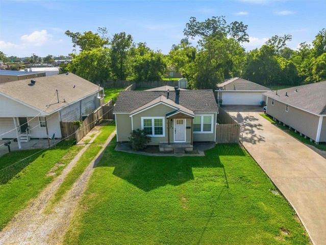 3224 Burton St, Lake Charles, LA 70601