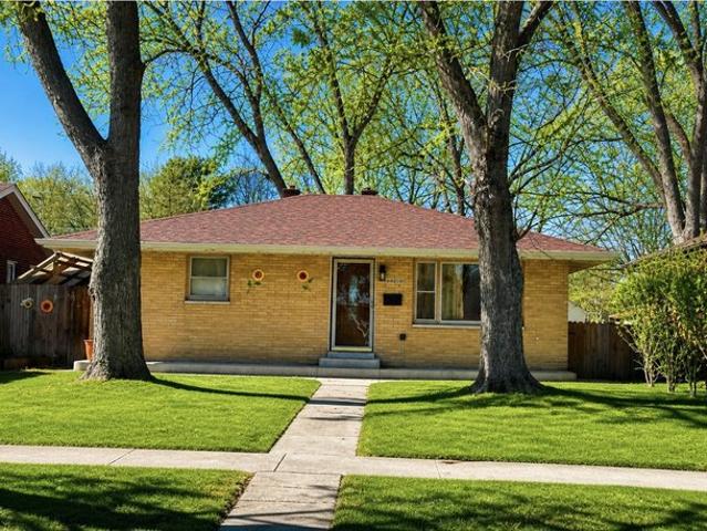 3224 Elisha Ave, Zion, IL 60099