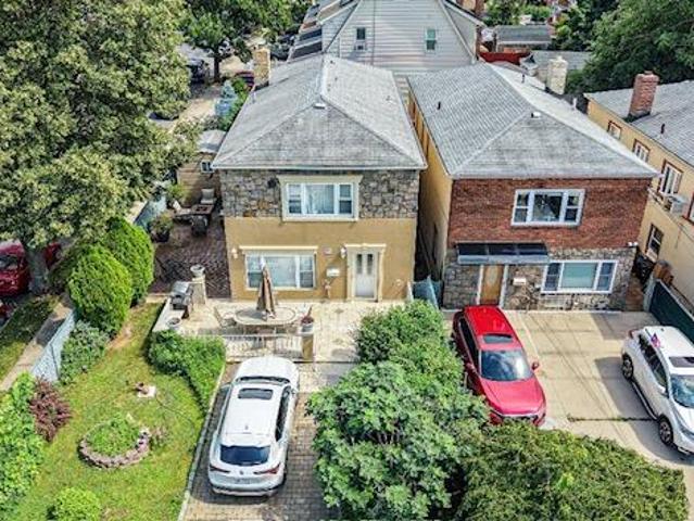 3224 Lafayette Avenue