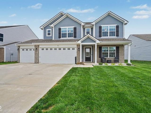 3224 Sand Walk Dr, Kokomo, IN 46902