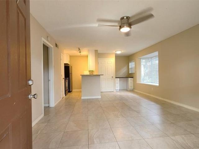 3224 Timmons Ln Apt 129, Houston, TX 77027