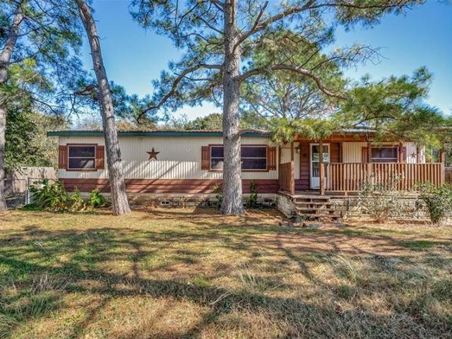 3224 W Weems Ct, Granbury, TX 76049