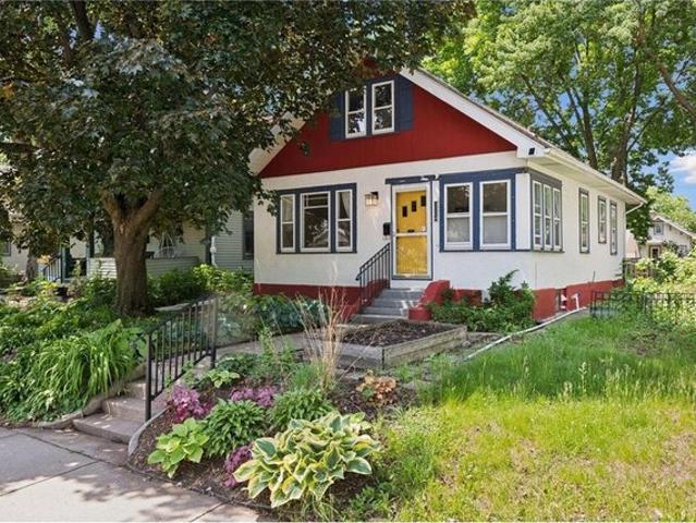 3224 36th Ave S, Minneapolis, MN 55406