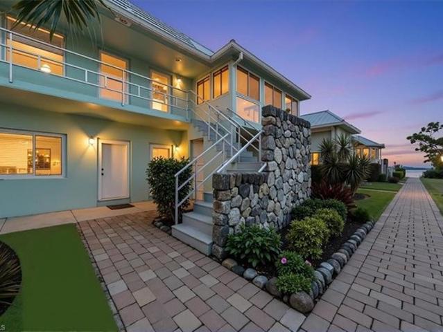 3225 E Riverside Dr Apt 17A, Fort Myers, FL 33916