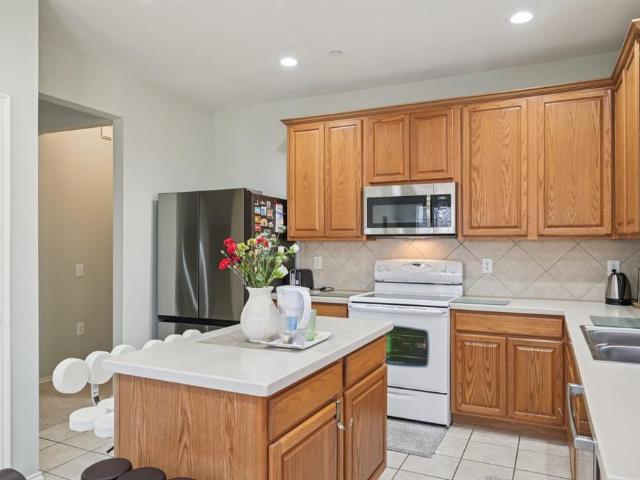 3225 Judge Holland Ln, Plano, TX 75025 | MLS #21229