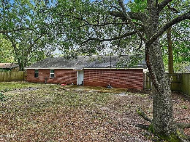 3225 Riverbend Rd, Moss Point, MS 39562 | MLS #4140