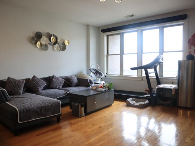 3225 S Archer Ave, Unit 3W, Chicago, IL 60608 | MLS #12529 | Compass