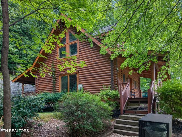 3225 Smoky Ridge Way