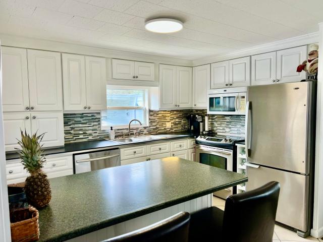 3225 South St, Hollywood, FL 33021 | MLS #R11158 | Compass