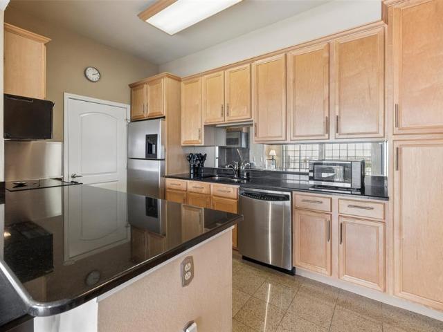 3225 Turtle Creek Boulevard # 1901