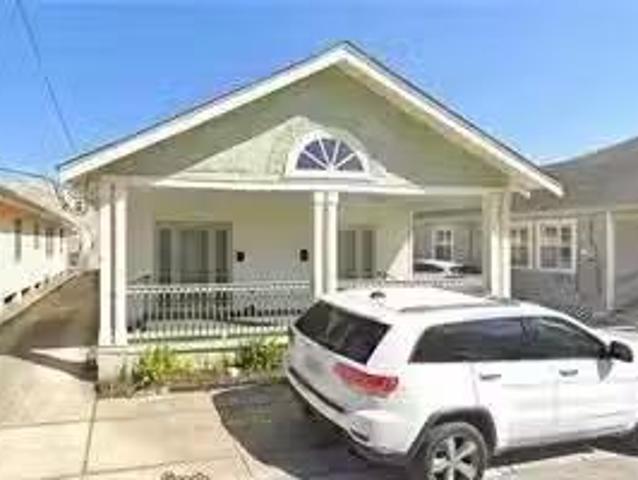 3225 VINCENNES Place, New Orleans, LA 70125