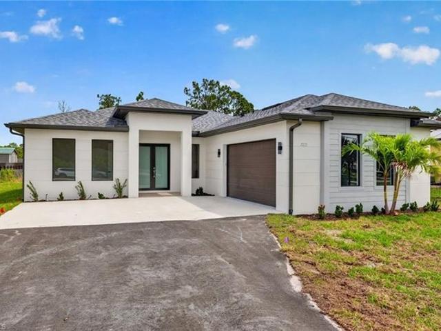 3225 43rd Ave NE, Naples, FL 34120