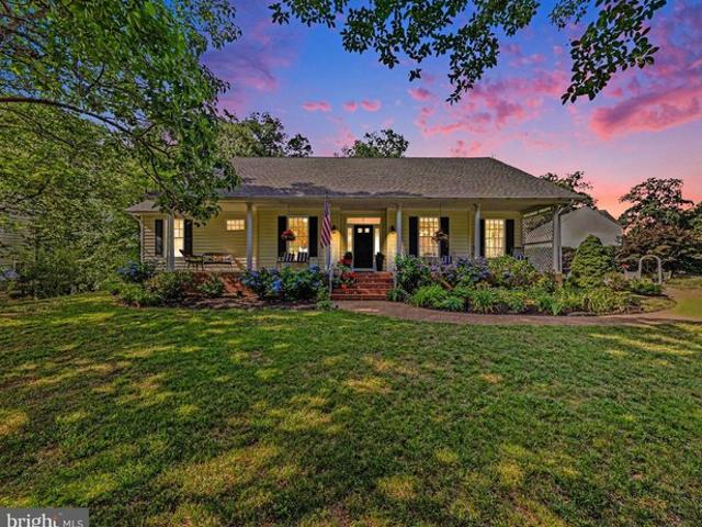 3226 Cavalry Ridge Ct, Fredericksburg, VA 22408