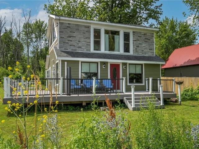 3226 Jaquin Rd, Canastota, NY 13032