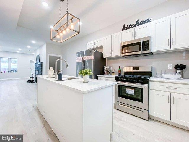 3226 Page St, Philadelphia, PA 19121