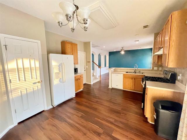 3226 Raging River Dr
