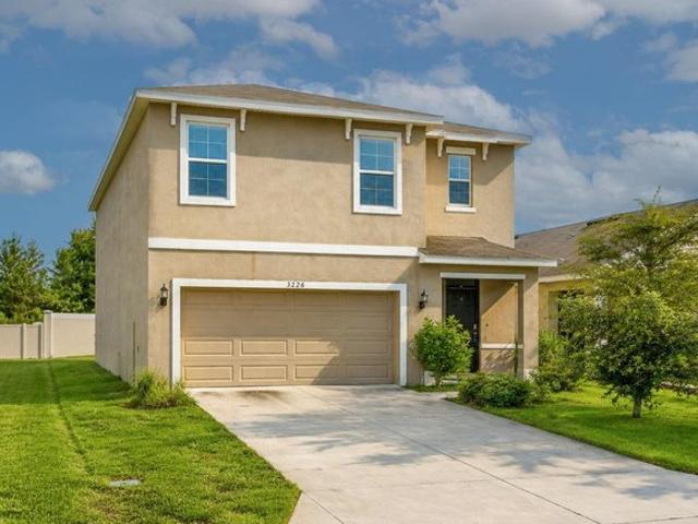 3226 Suncoast Plains Dr, Odessa, FL 33556
