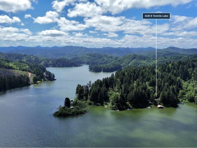 3226 S Tenmile LK