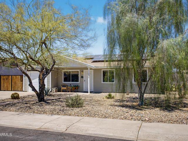 3226 w michelle drive