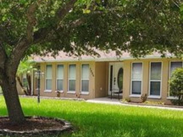 3226 Wheeler Ct, Dover, FL 33527
