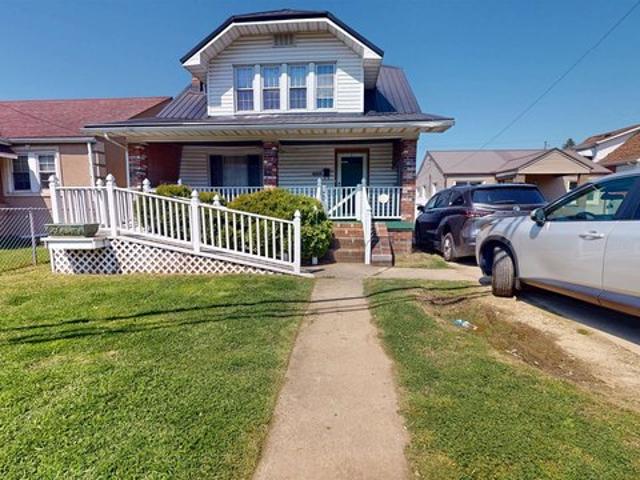 3226 3rd Ave, Huntington, WV 25702
