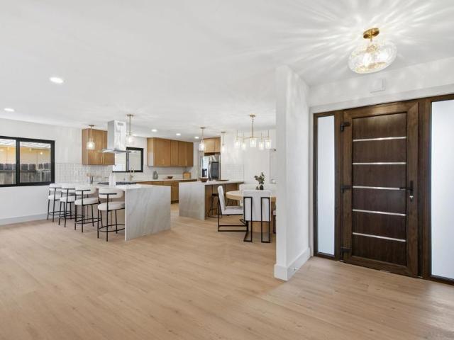 3227 Mercer
