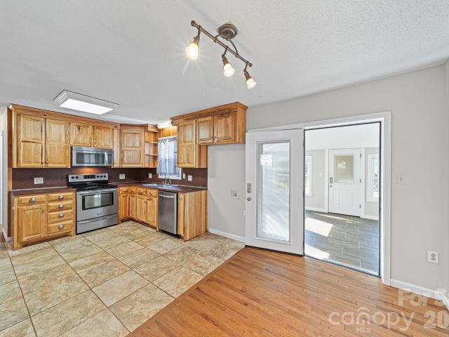 3227 Westover Road