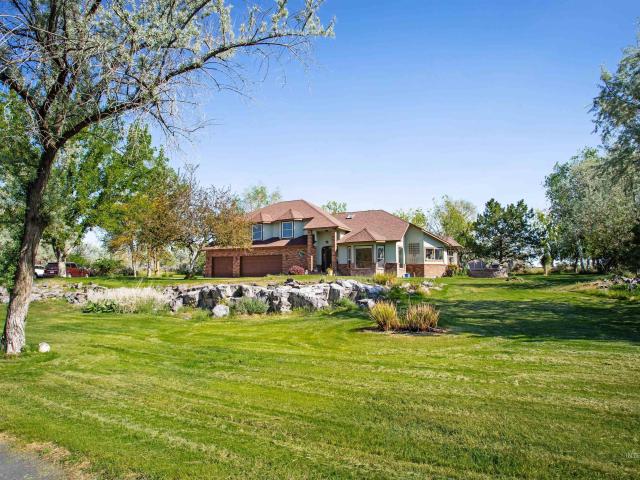 3228 Meadow Ridge Lane