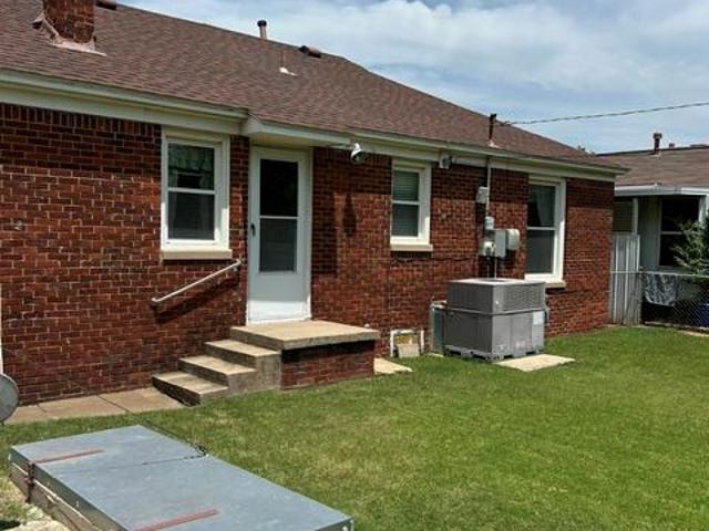 3228 NW 41st Street
