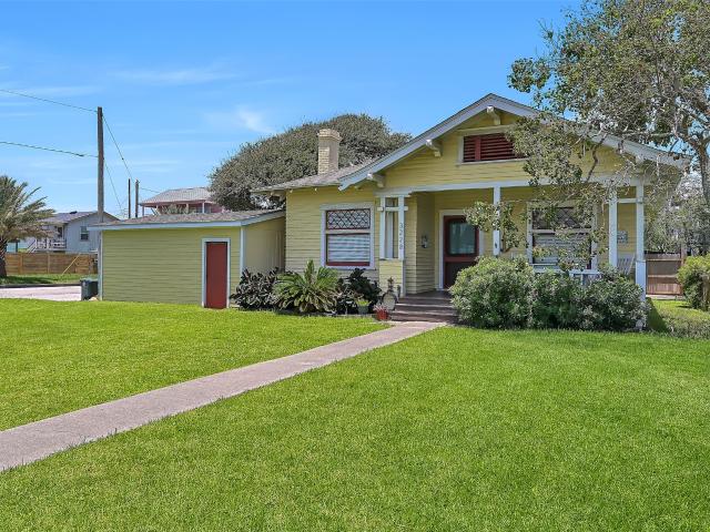 3228 Avenue R 1/2