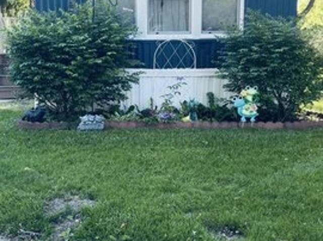 3228 Birch Ln, Kalamazoo, MI 49004