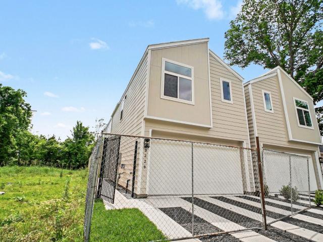 3228 Drew St, Houston, TX 77004 | MLS #83927 | Compass