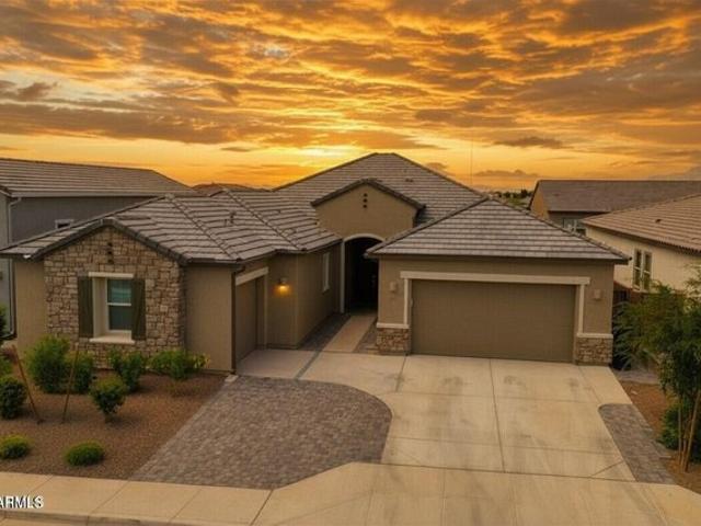 3228 E Saddletree Way, San Tan Valley, AZ 85140