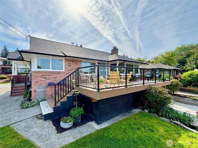 3228 57th Ave SW, Seattle, WA 98116