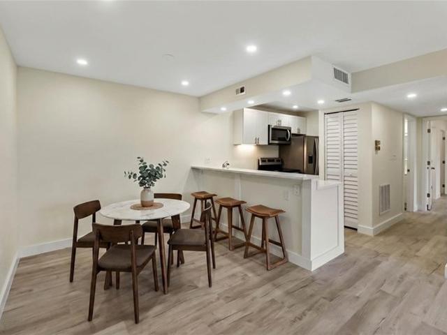 3229 Beneva Rd Unit 203, Sarasota, FL 34232