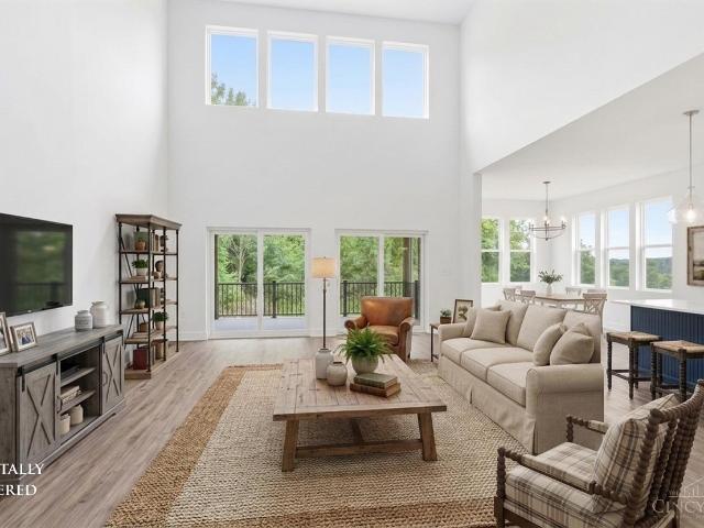3229 Brunsman Way