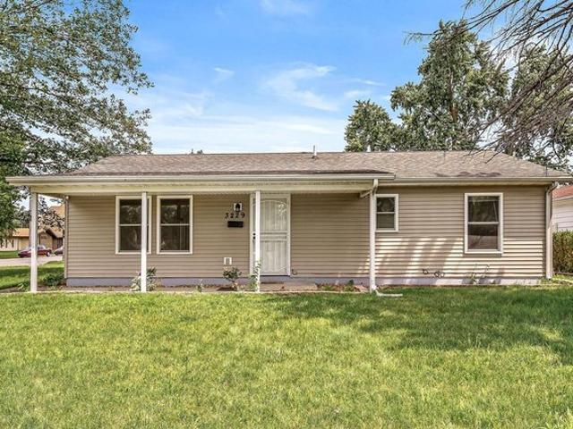 3229 Kent Ln, South Bend, IN 46615