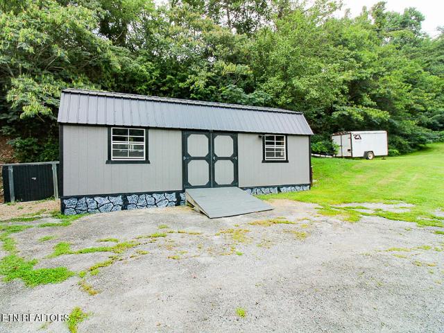 3229 Lost Branch Rd