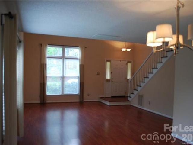 3229 Silver Pond Court