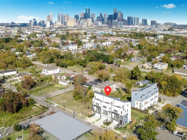 3229 Tuam St, Houston, TX 77004 | MLS #85440