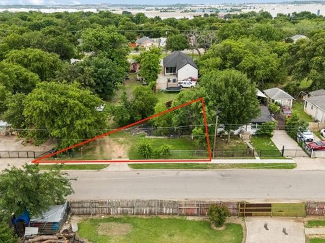 3220 Odessa St, Dallas, TX 75212