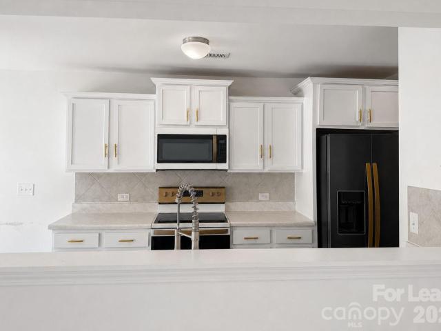 3220 Capitol Drive