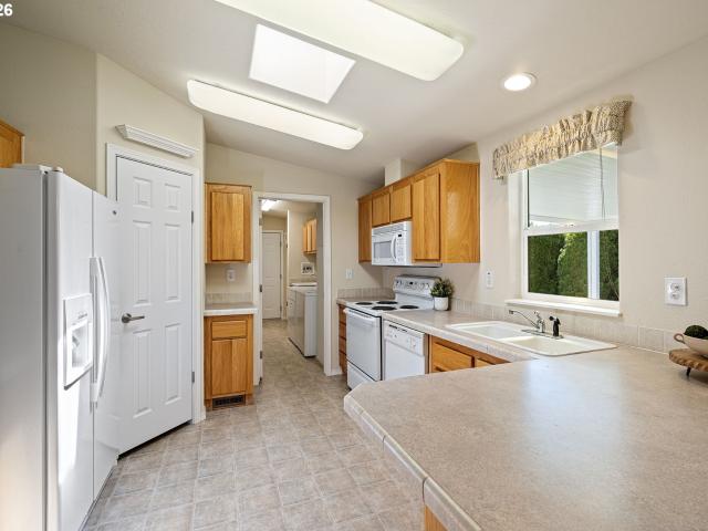 3220 crescent ave # 18