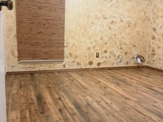 3220 Laurel Oaks Ct, Garland, TX 75044