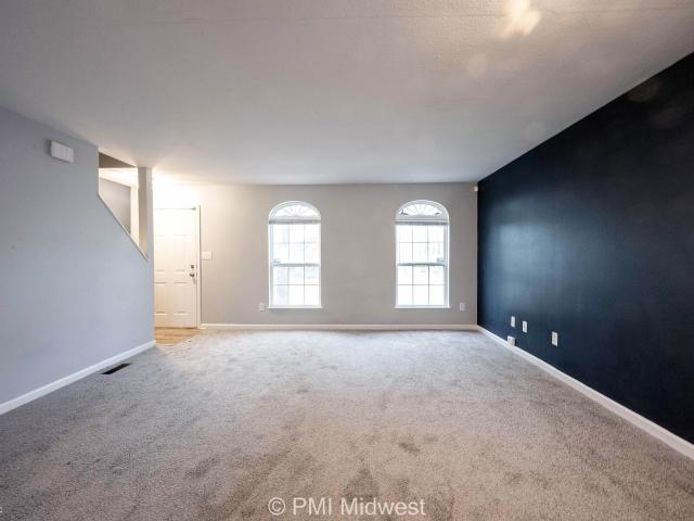 3220 River Villa Way