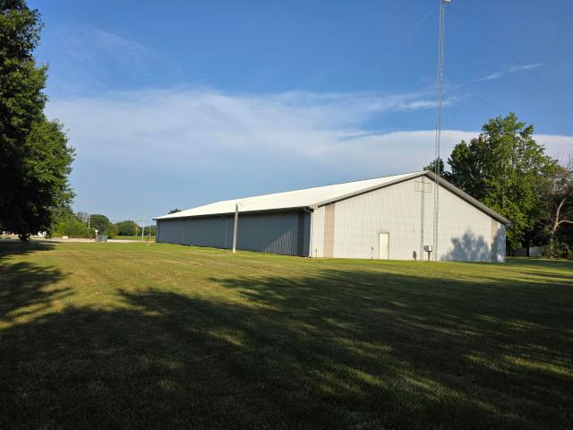 3220 S Highway 32