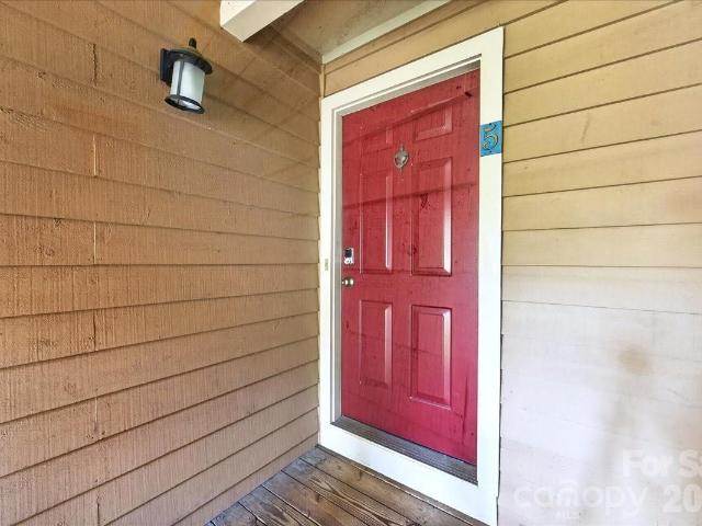 3220 Selwyn Farms Lane # 5